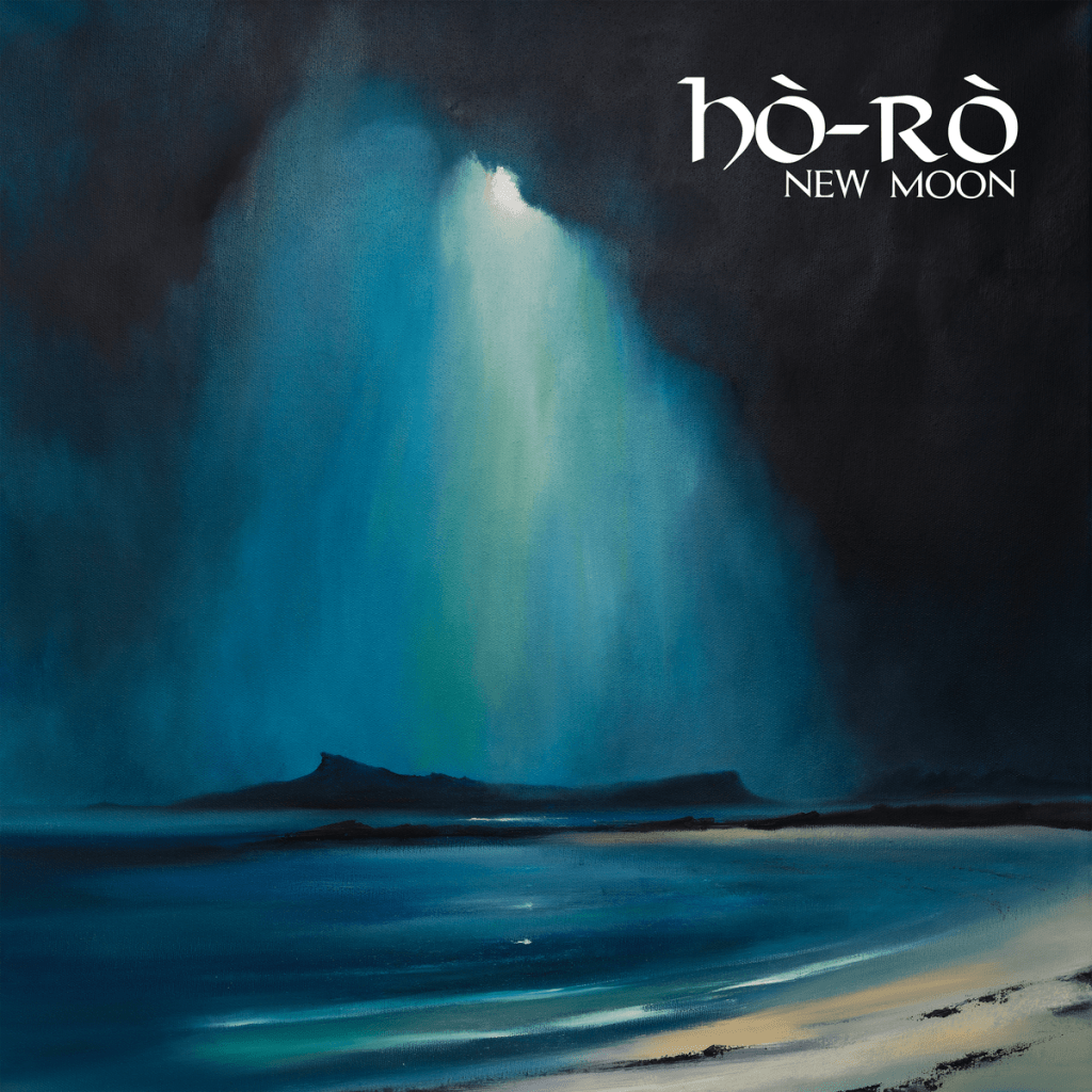Hò-rò - New Moon: Album Review : At The Barrier