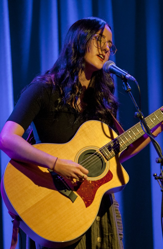 Toria Wooff - The Met, Bury: Live Review : At The Barrier