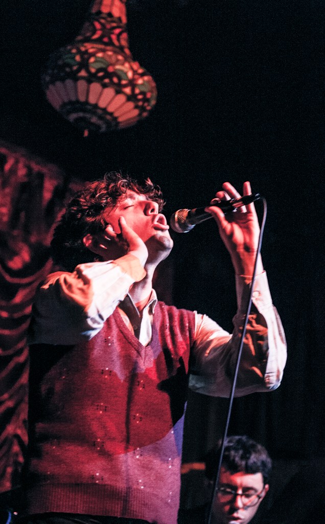 Barbara, The Harriets - Gullivers, Manchester: Live Review : At The Barrier