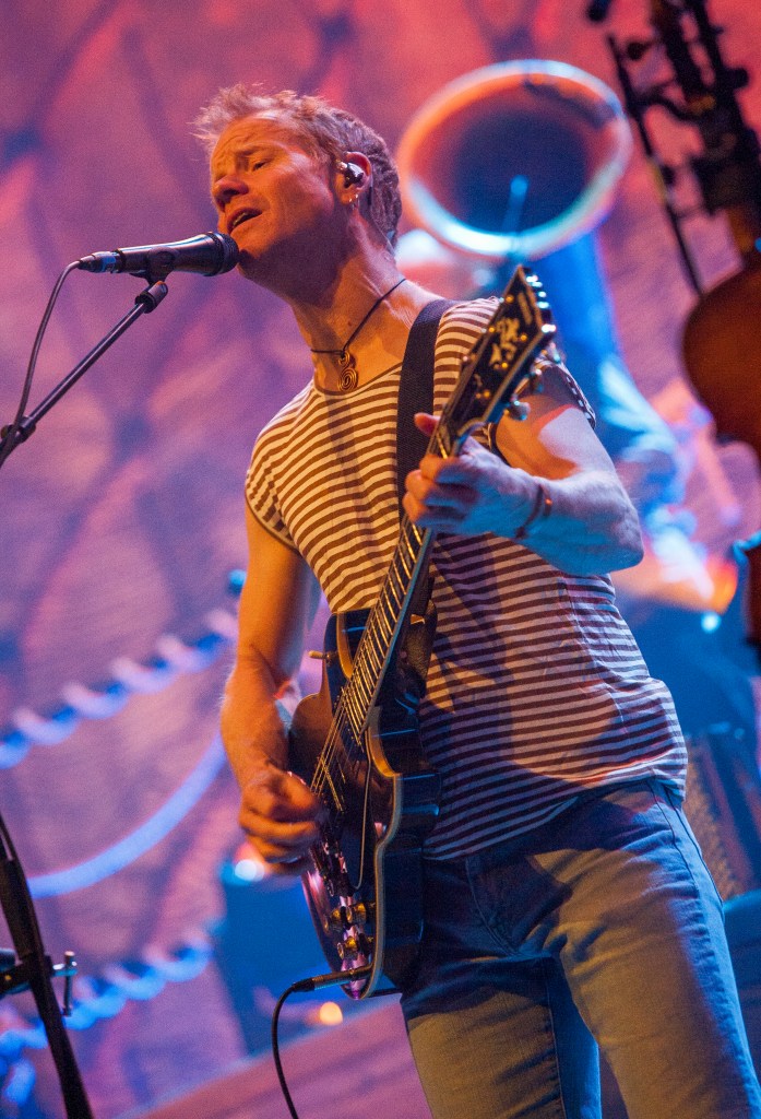 Bellowhead - Broadside anniversary tour review : At The Barrier