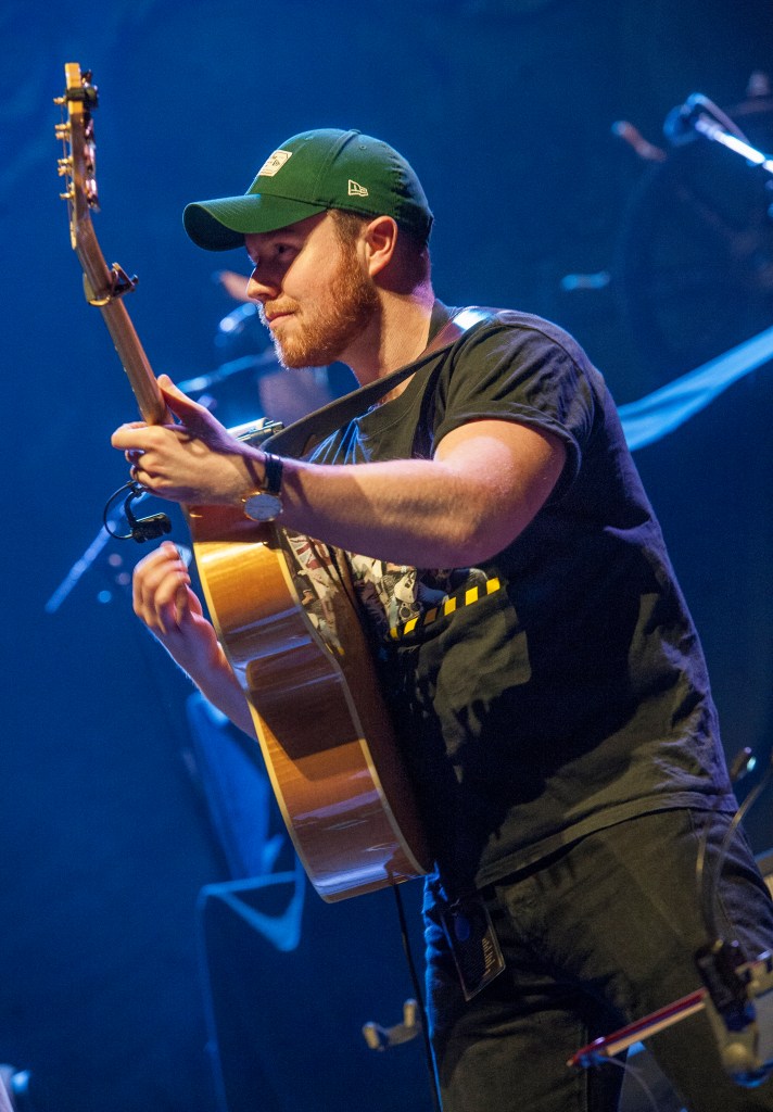 Bellowhead - Broadside anniversary tour review : At The Barrier