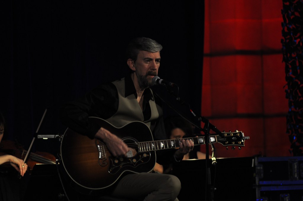 James-Grant-The-Hallelujah-Strings-Live-Review