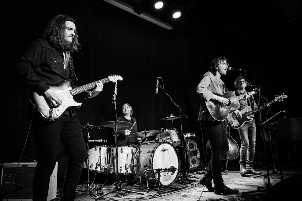 Annie Keating - UK tour dates announced: News : At The Barrier