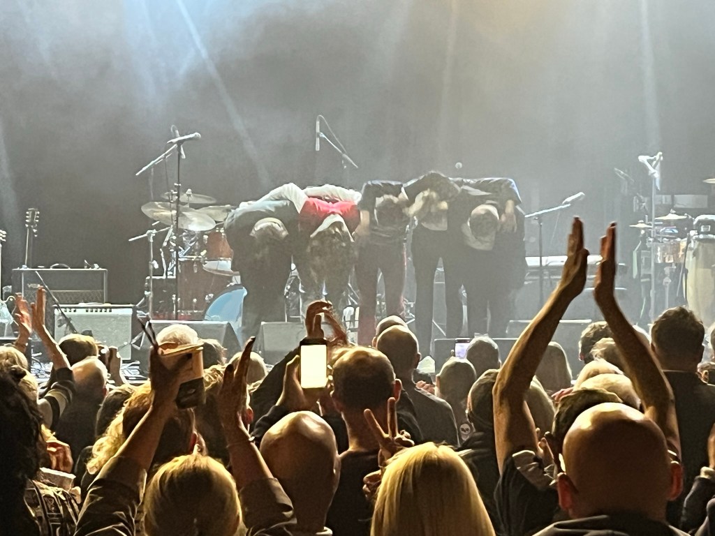 Barbara - Manchester Ritz: Live Review : At The Barrier