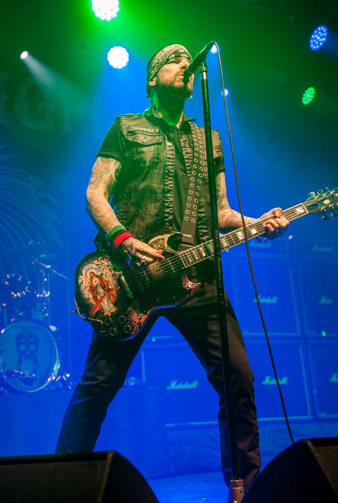 The Almighty - Manchester Academy: Live Review : At The Barrier