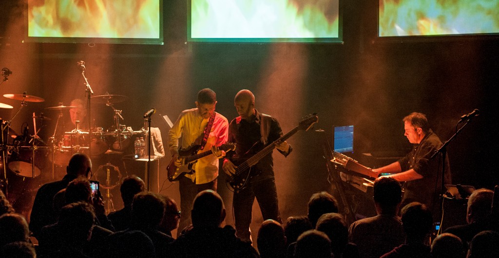 The IQ Weekender - The Met, Bury: Live Review : At The Barrier