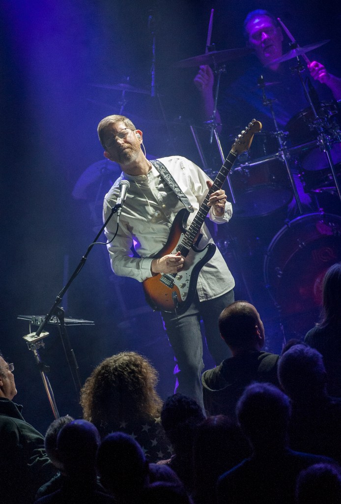 The IQ Weekender - The Met, Bury: Live Review : At The Barrier