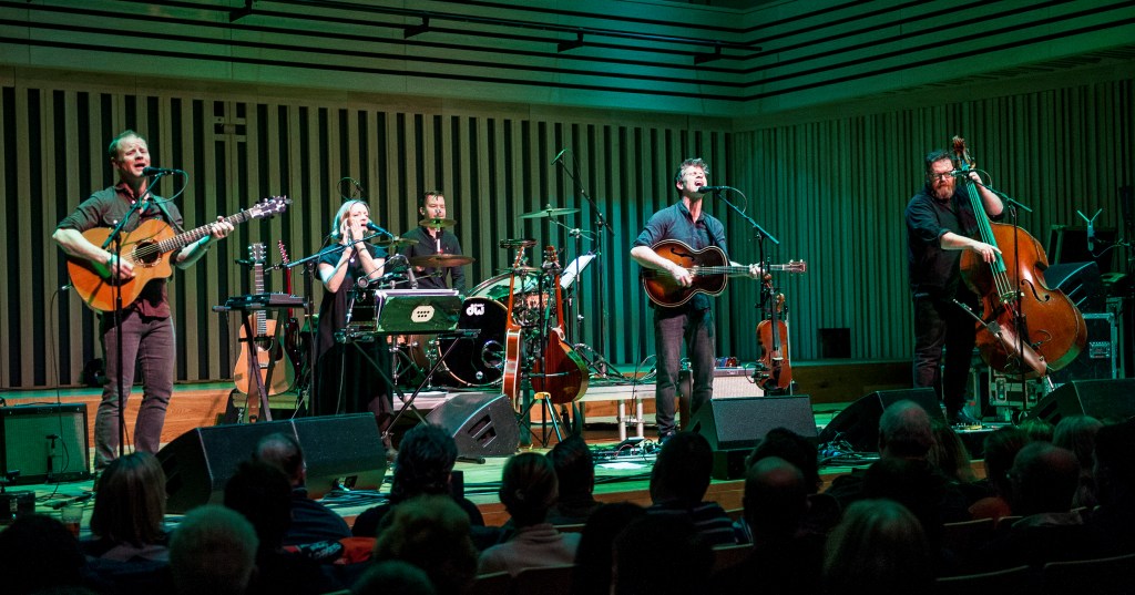 Seth Lakeman - The Stoller Hall, Manchester: Live Review : At The Barrier