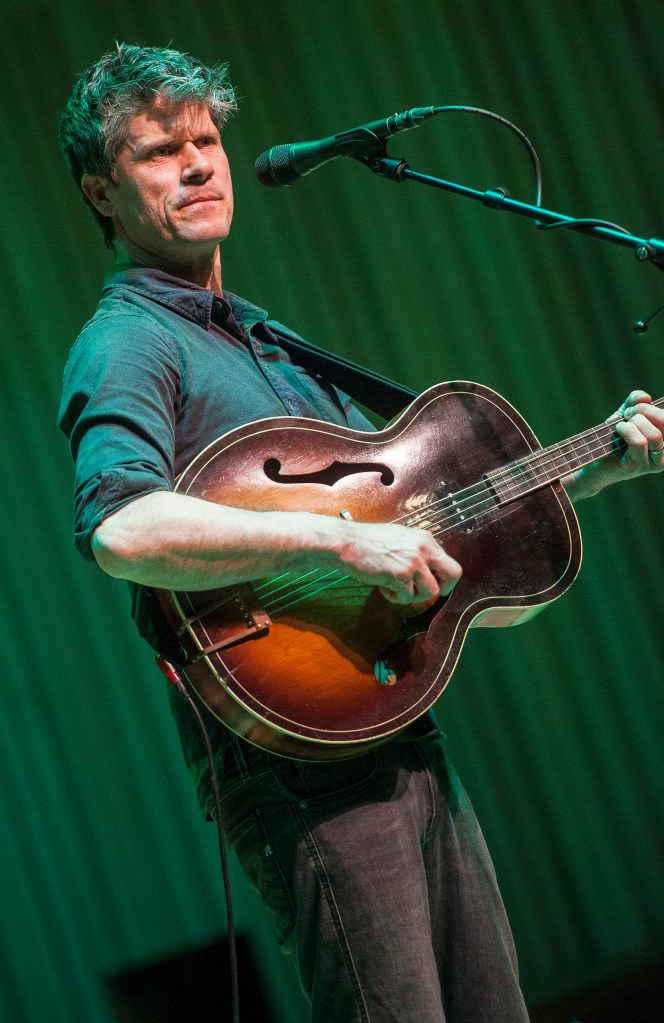 Seth Lakeman - The Stoller Hall, Manchester: Live Review : At The Barrier