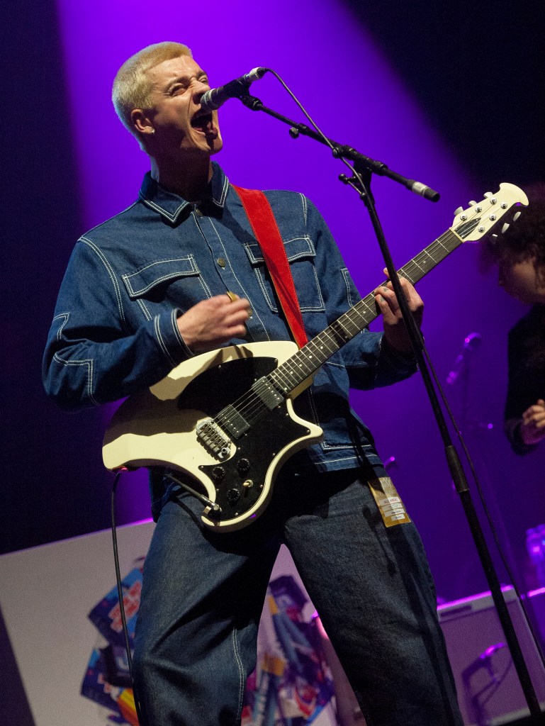 Liam Gallagher & John Squire w/ Jake Bugg / Dillon Squire - Manchester ...
