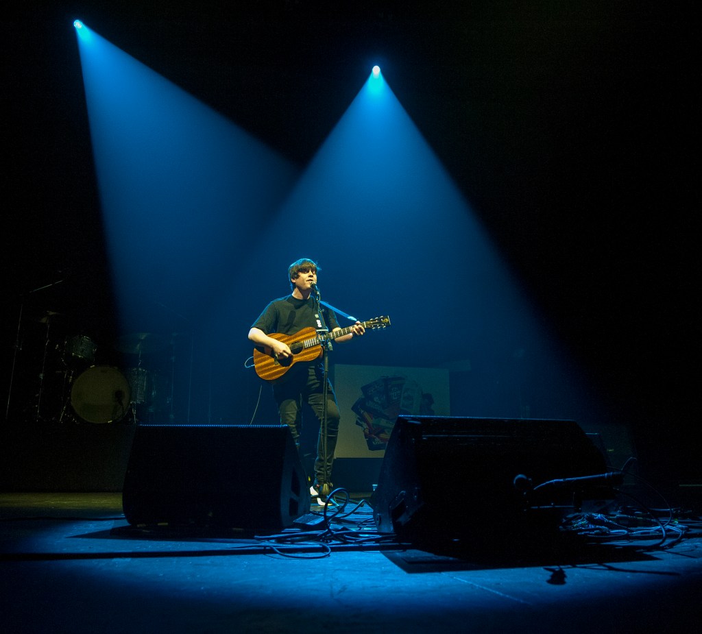 Liam Gallagher & John Squire w/ Jake Bugg / Dillon Squire - Manchester ...