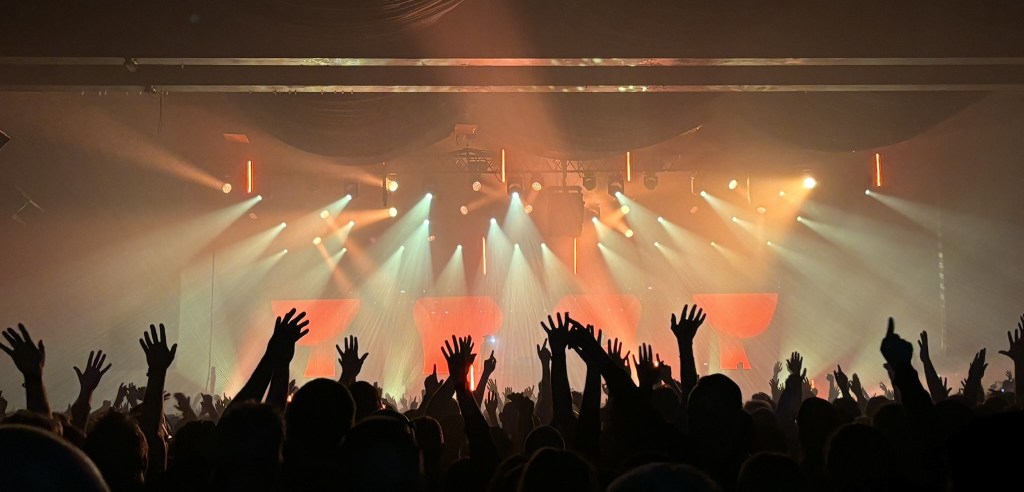 Orbital - O2 Victoria Warehouse, Manchester: Live Review : At The Barrier