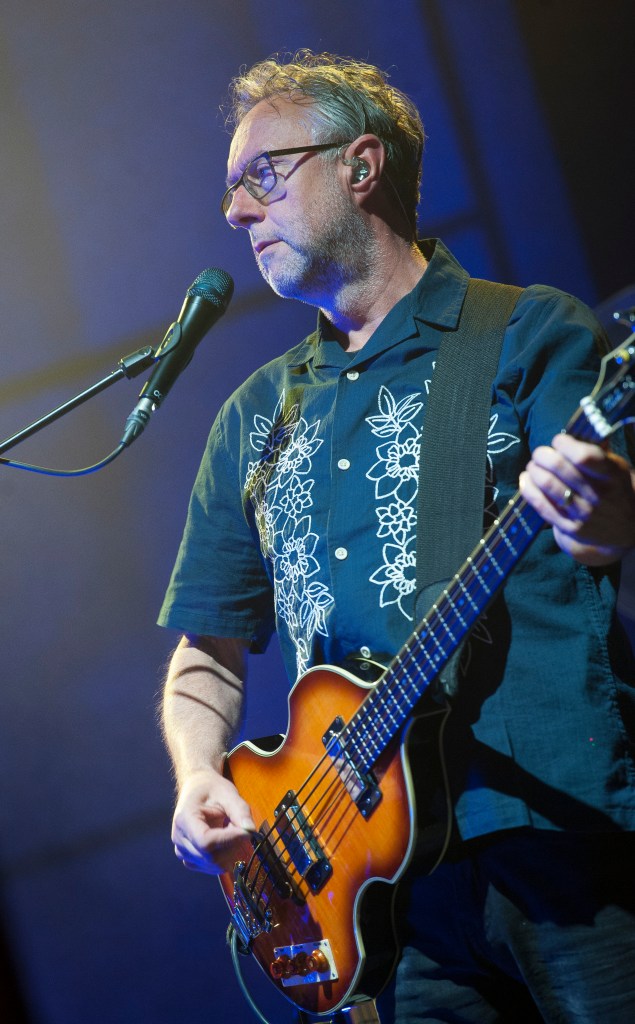 Richard Hawley, The O2 Apollo, Manchester: Live Review : At The Barrier