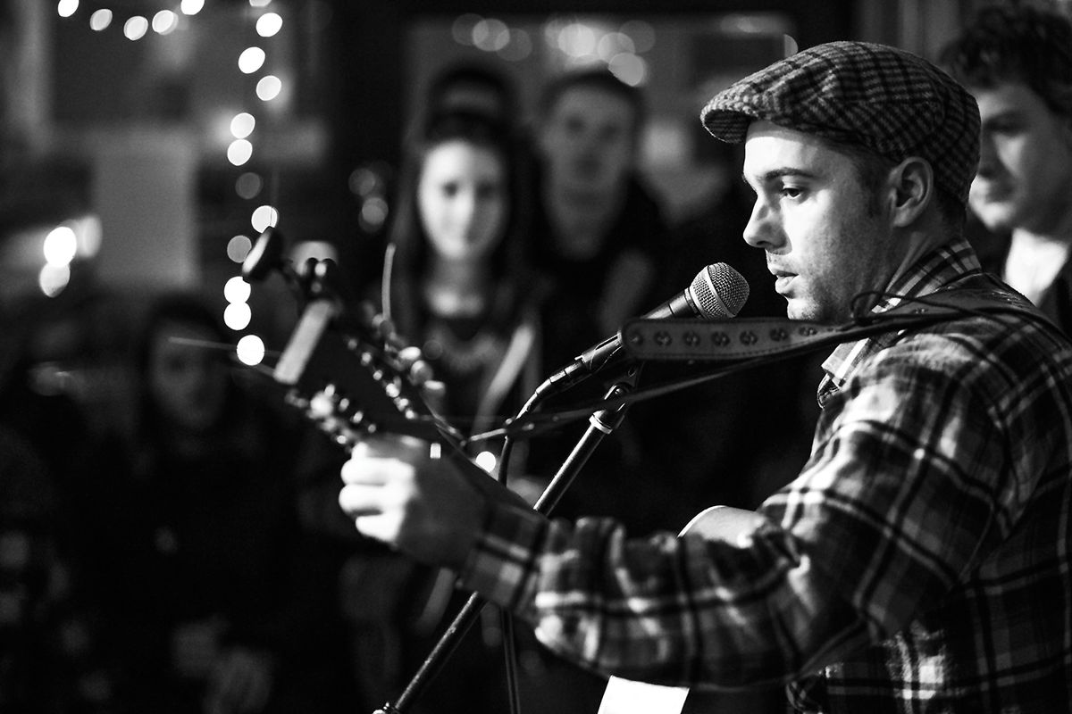 Sam Barrett - Over Hulton Folk Club: Live Review : At The Barrier