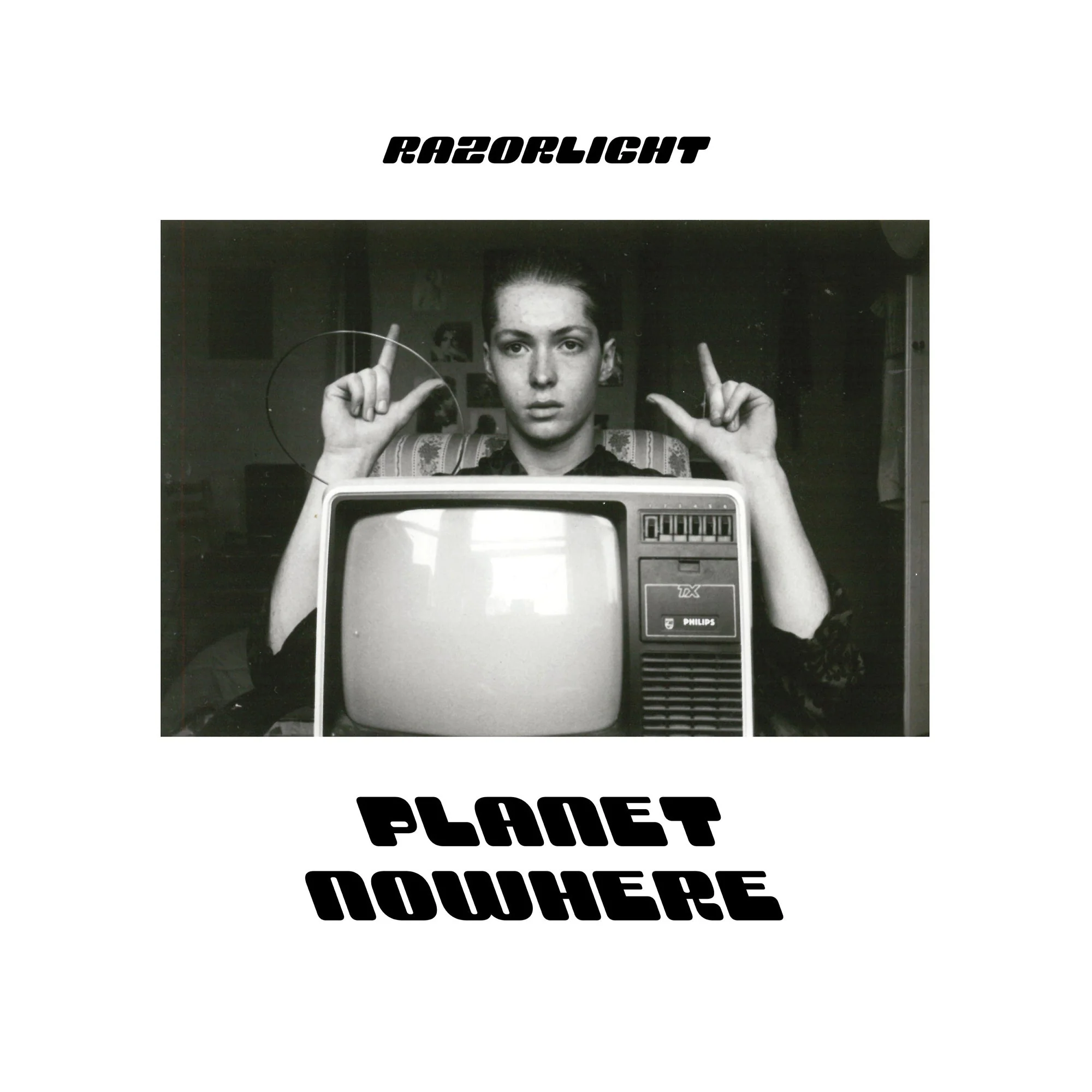 Razorlight - Planet Nowhere: Album Review : At The Barrier
