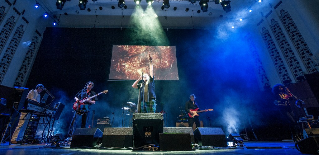 Fish - The Philharmonic Hall, Liverpool: Live Review : At The Barrier