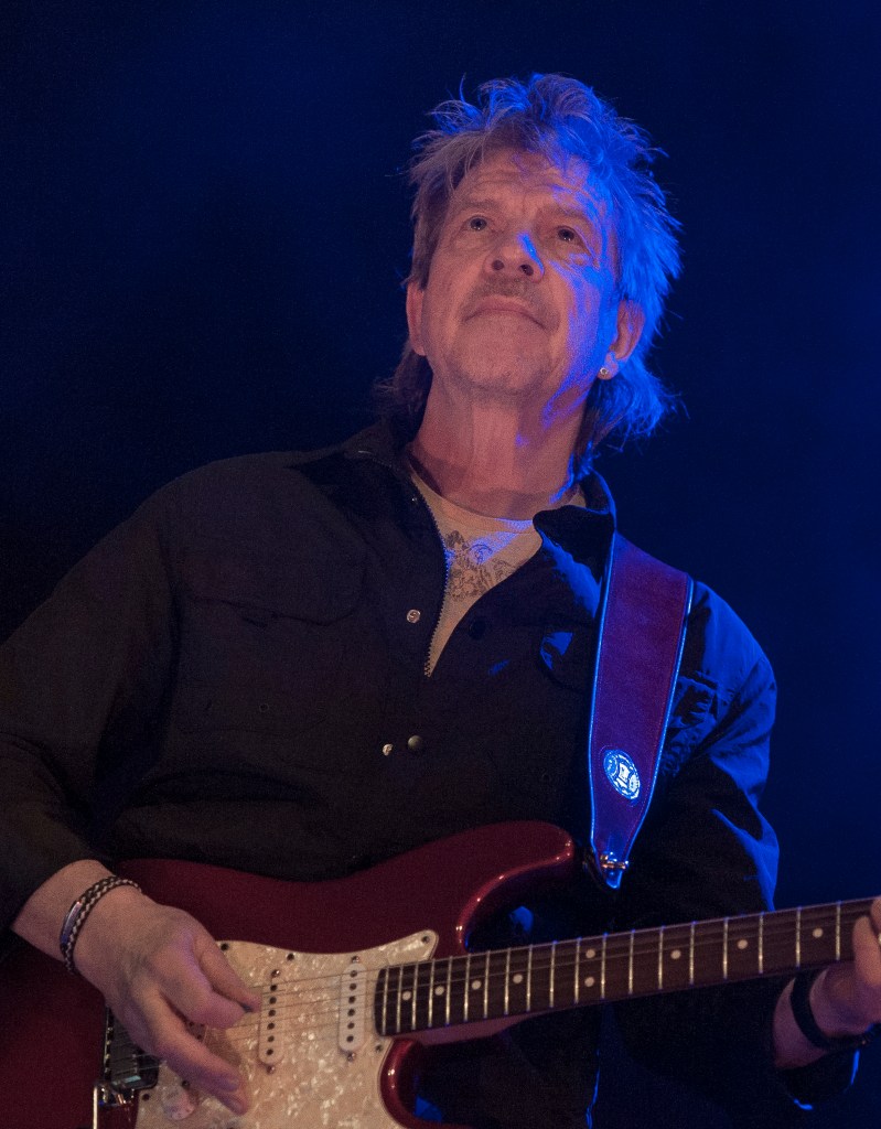 Fish - The Philharmonic Hall, Liverpool: Live Review : At The Barrier
