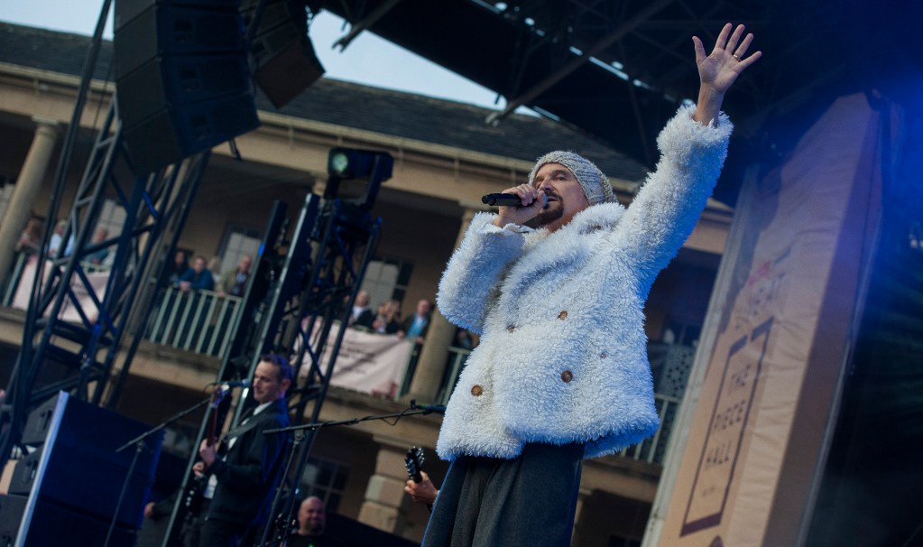 James - The Piece Hall, Halifax: Live! : At The Barrier