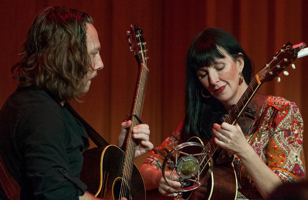 Hannah Sanders & Ben Savage - Stoller Hall, Manchester: Live! : At The ...