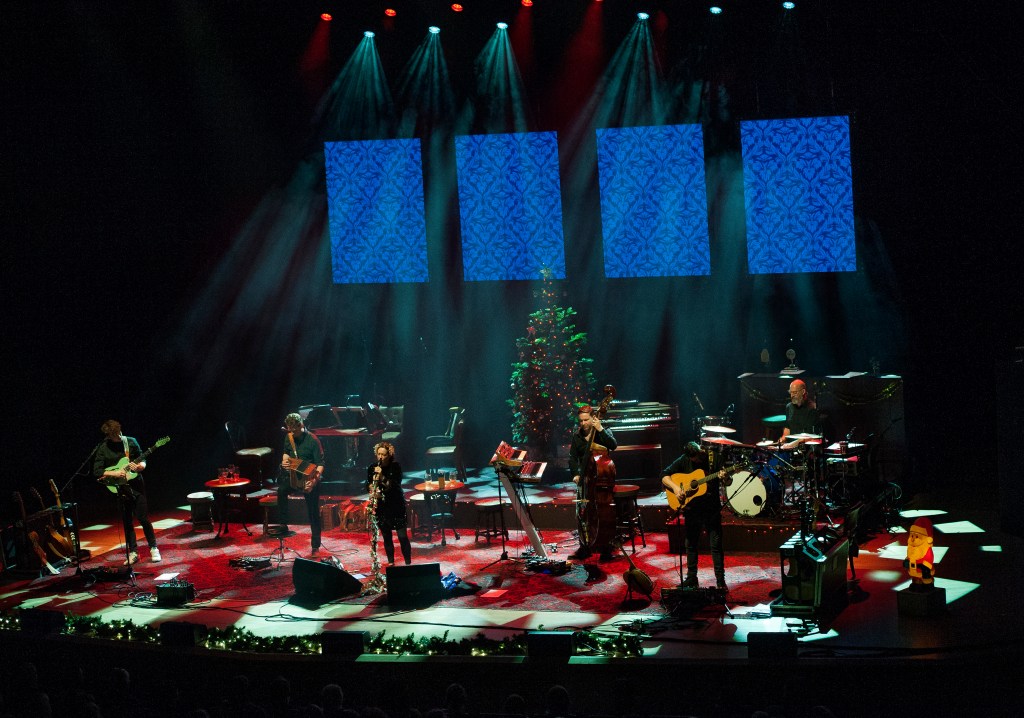 Kate Rusby - Christmas Is Merry: Album/Live Review : At The Barrier