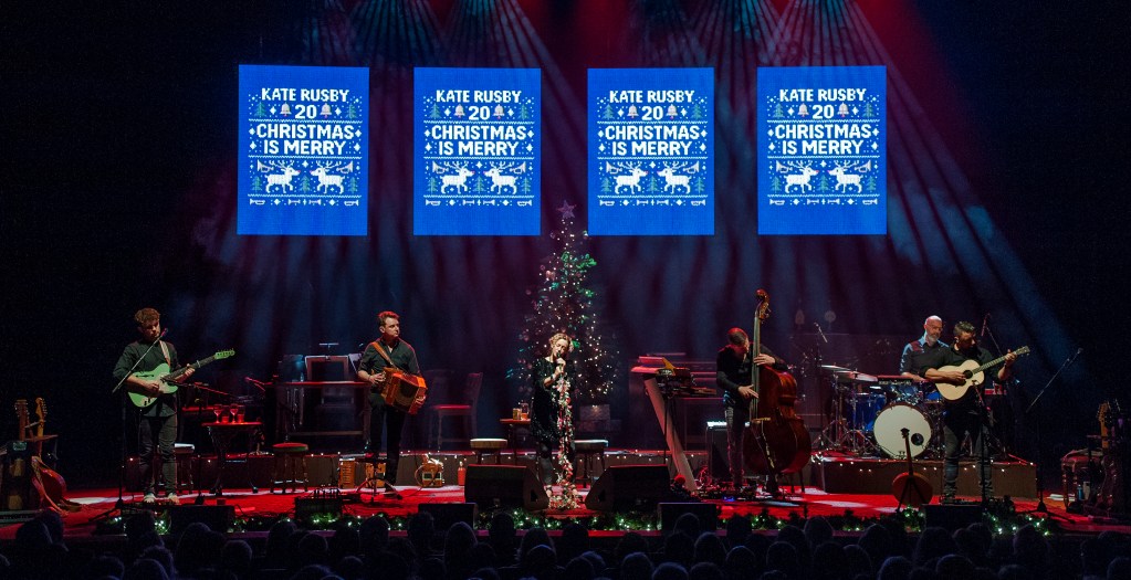 Kate Rusby - Christmas Is Merry: Album/Live Review : At The Barrier