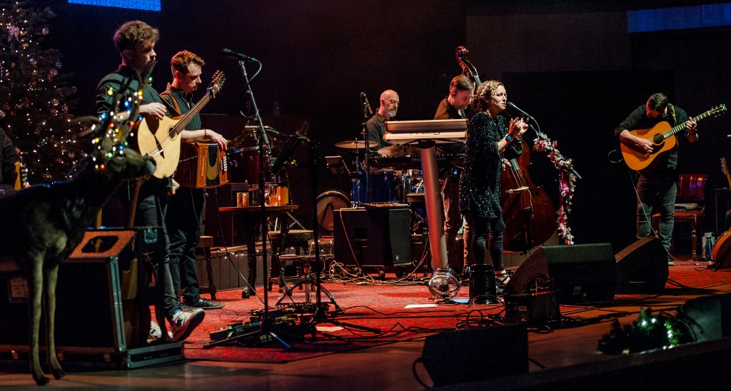Kate Rusby - Christmas Is Merry: Album/Live Review : At The Barrier