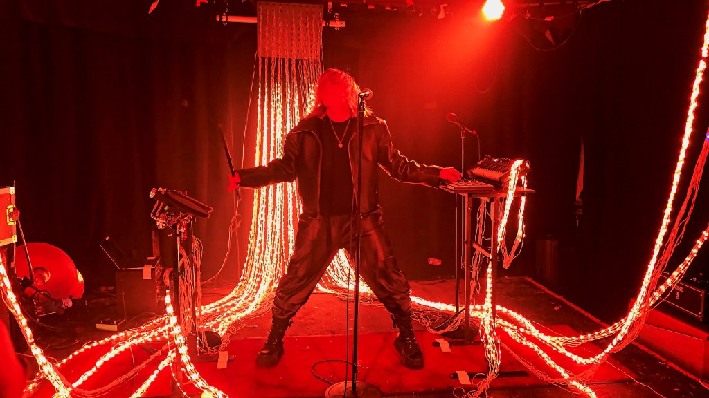 Sierra Veins - Aatma, Manchester: Live Review : At The Barrier