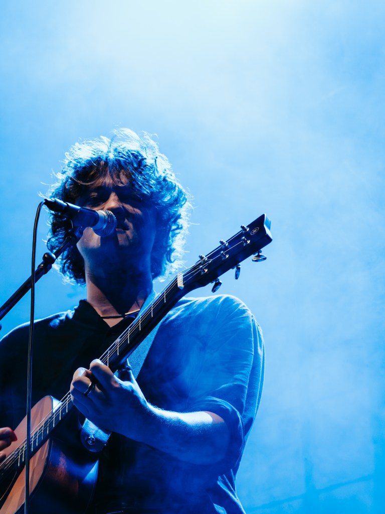 Sofia Isella w/ Seb Lowe - The Albert Hall, Manchester: Live Review ...