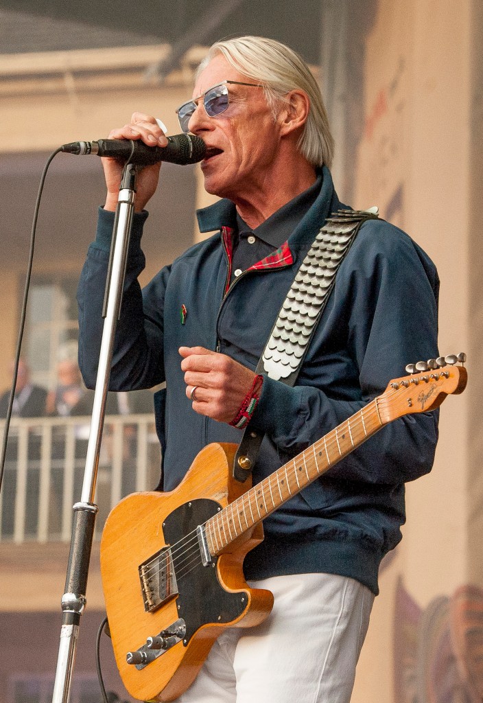 Paul Weller w/Miles Kane - The Piece Hall, Halifax: Live Review : At ...