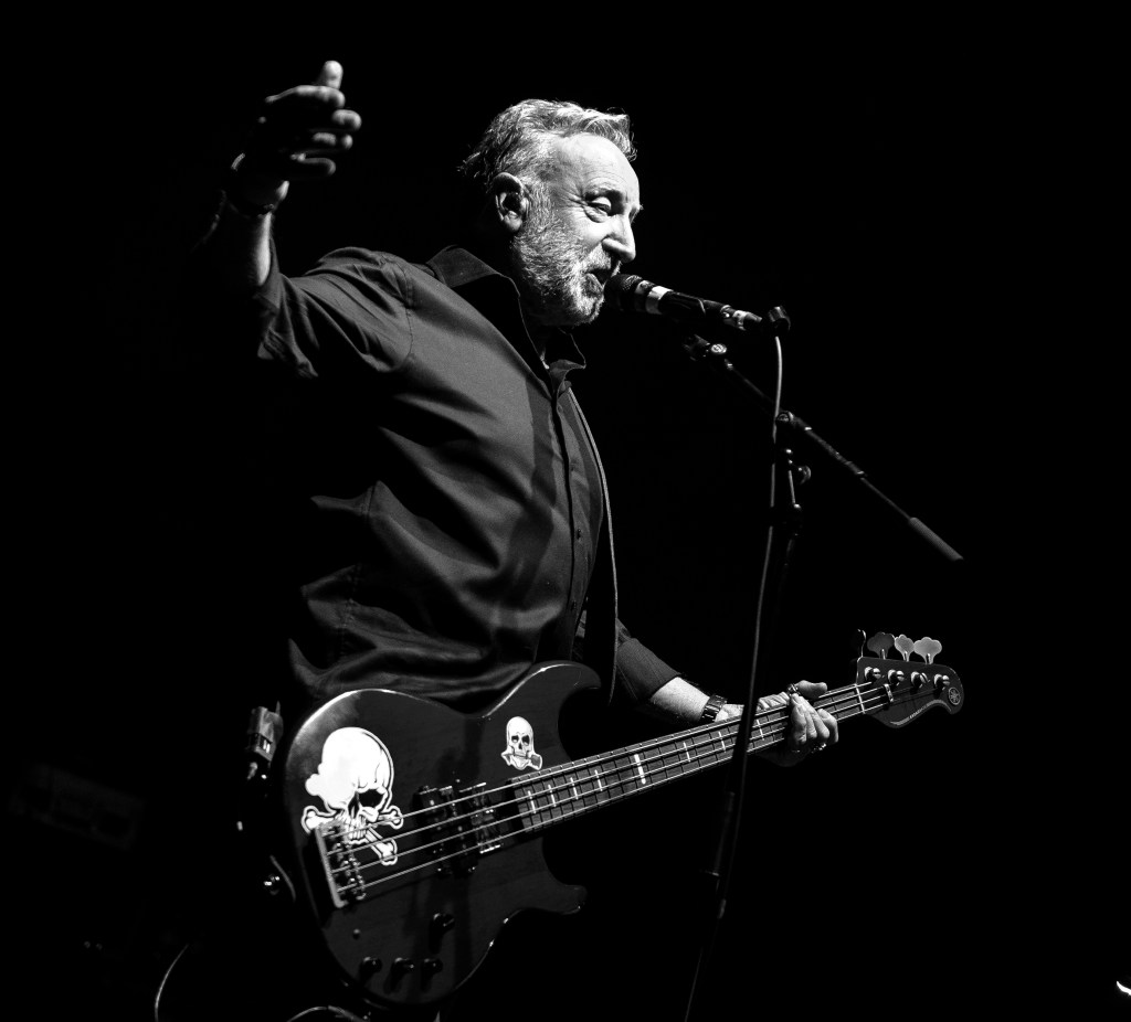 Peter Hook & The Light, 76//26//50 - Manchester Academy: Live Review ...